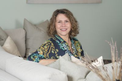 Debra Von Brook-Binder Of Daniel Gale Sotheby's International Realty In ...